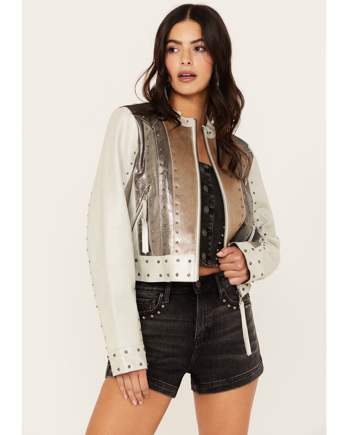 Idyllwind Women's Desert Bloom Metallic Thunderbird Jacket, Cherry