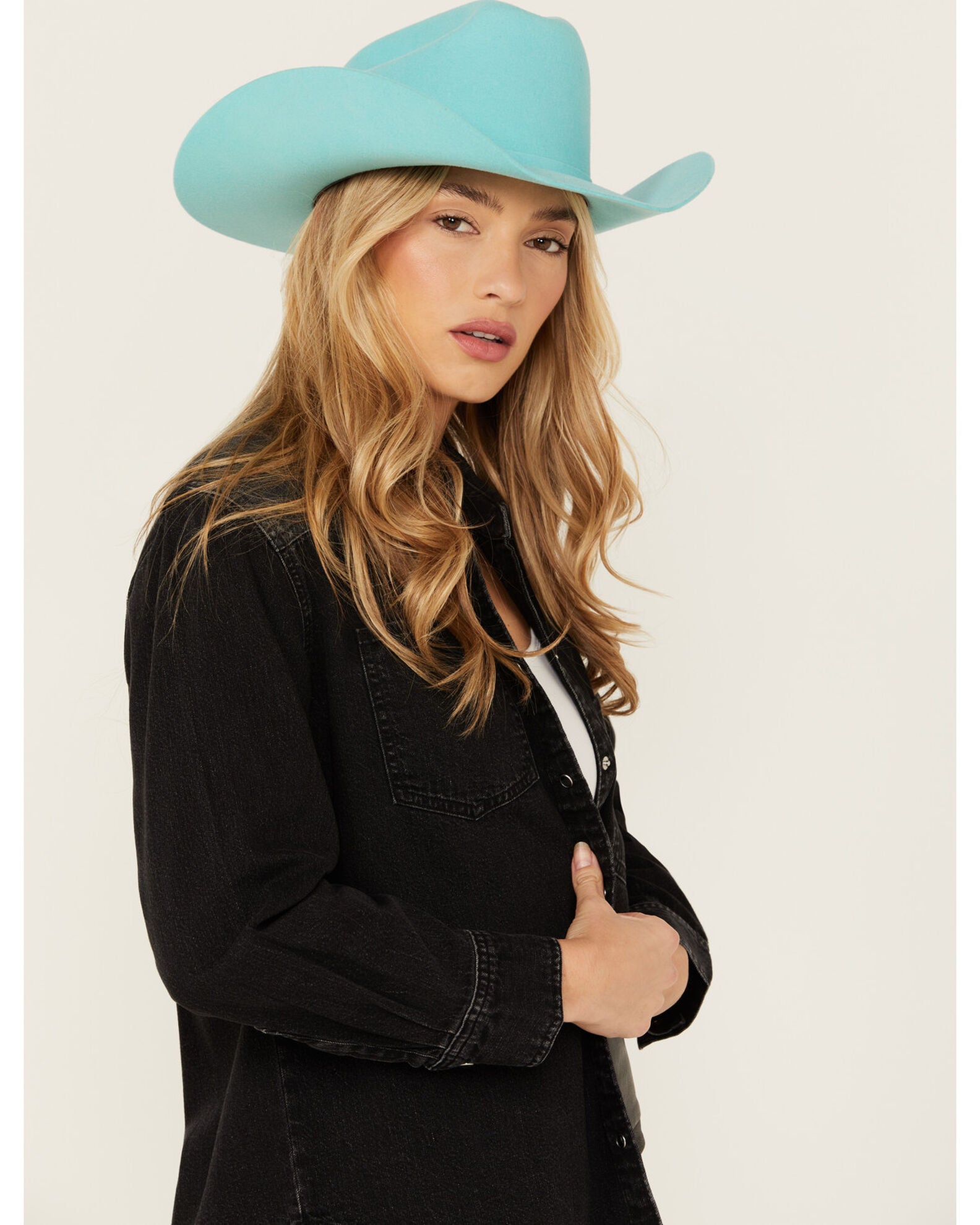 Product Name: Levi's Women's Teodora Western Denim Studded Shirt