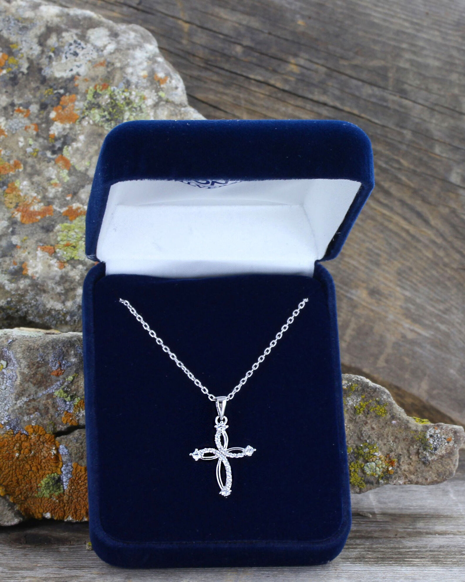 Montana Silversmiths Women s Silver Tangled Arms Cross Necklace Sheplers