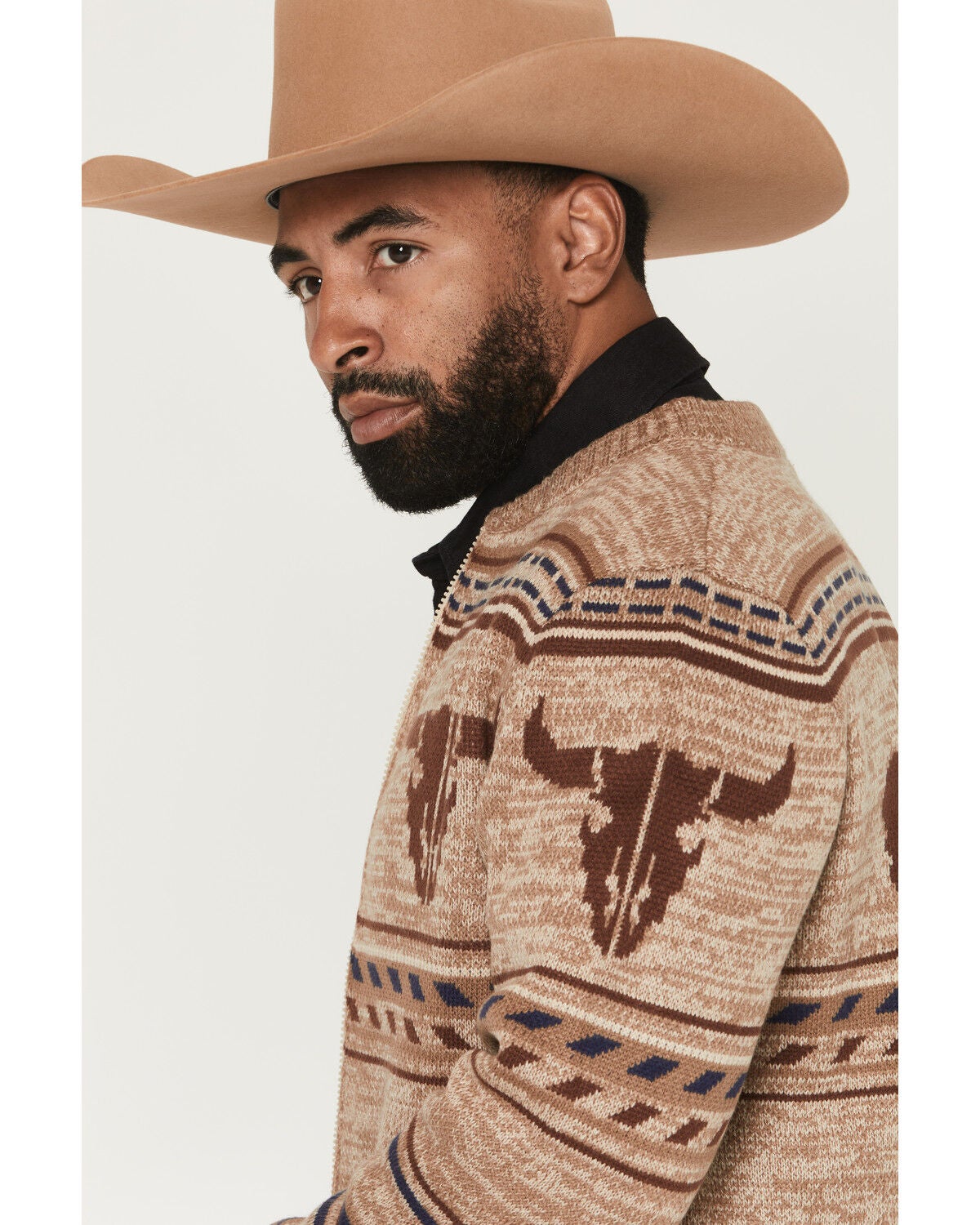 Cotton & Rye Men's Novelty Steerhead Zip-Up Sweater, Tan